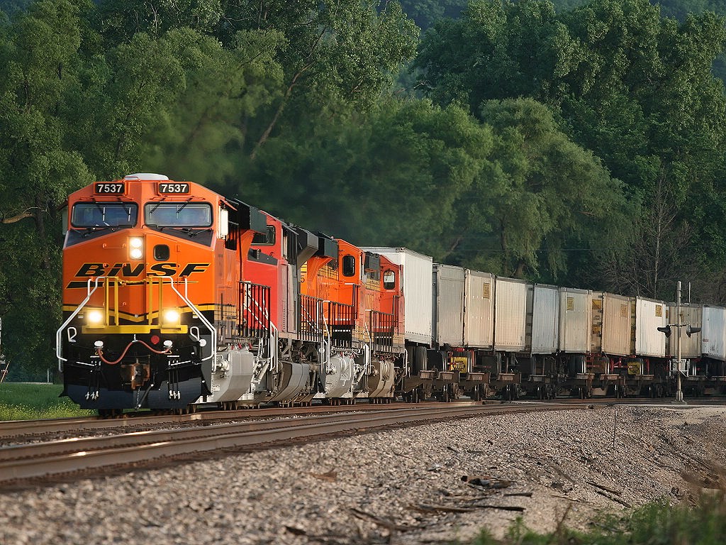 BNSF 7537